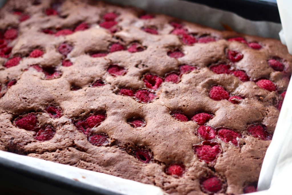 Súkkulaði, pekanhnetur og hindber … – Konan sem kyndir ofninn sinn